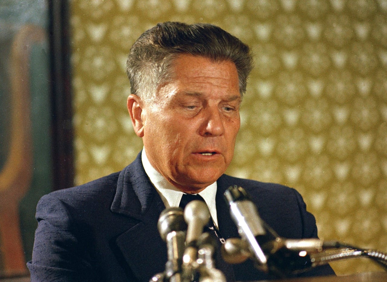 Jimmy Hoffa ended up in a meat grinder, says Detroit researcher on 50th ...