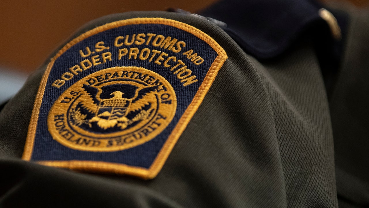 U.S. Customs releases numbers for smuggled guns seized at Houston ...