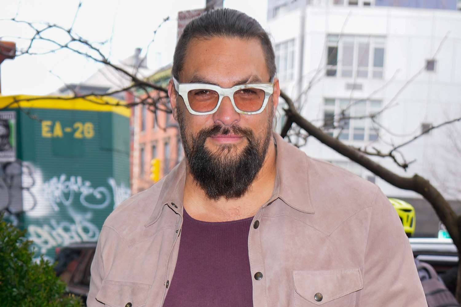 Jason Momoa Bids Farewell to His Signature Beard for the First Time in ...