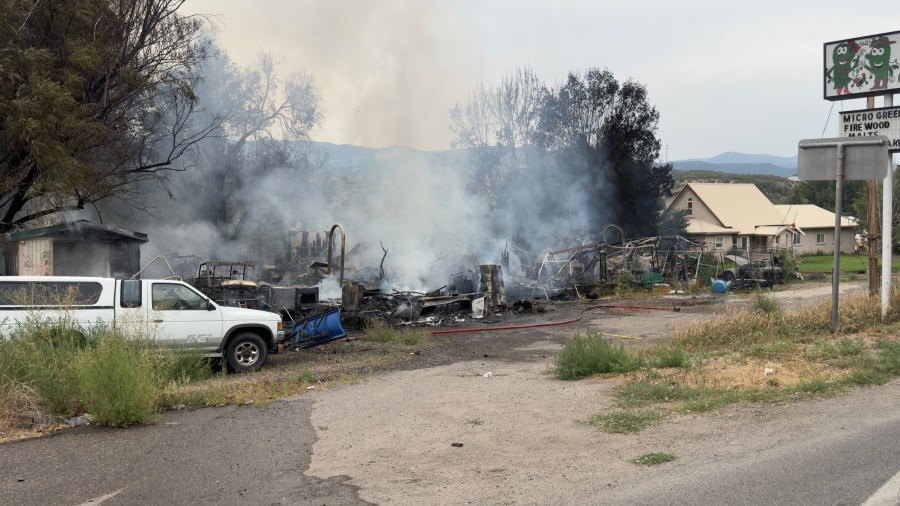 Report: Building burns down in Collbran