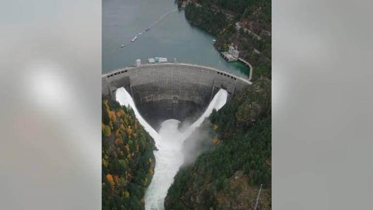 Farmers call foul, accuse Seattle City Light of Skagit County land grab