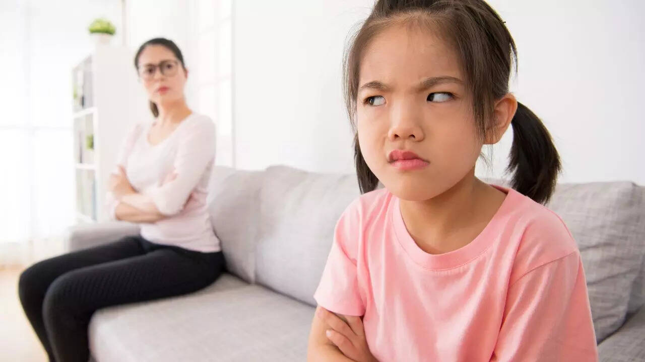5 things parents should never discuss in front of their kids