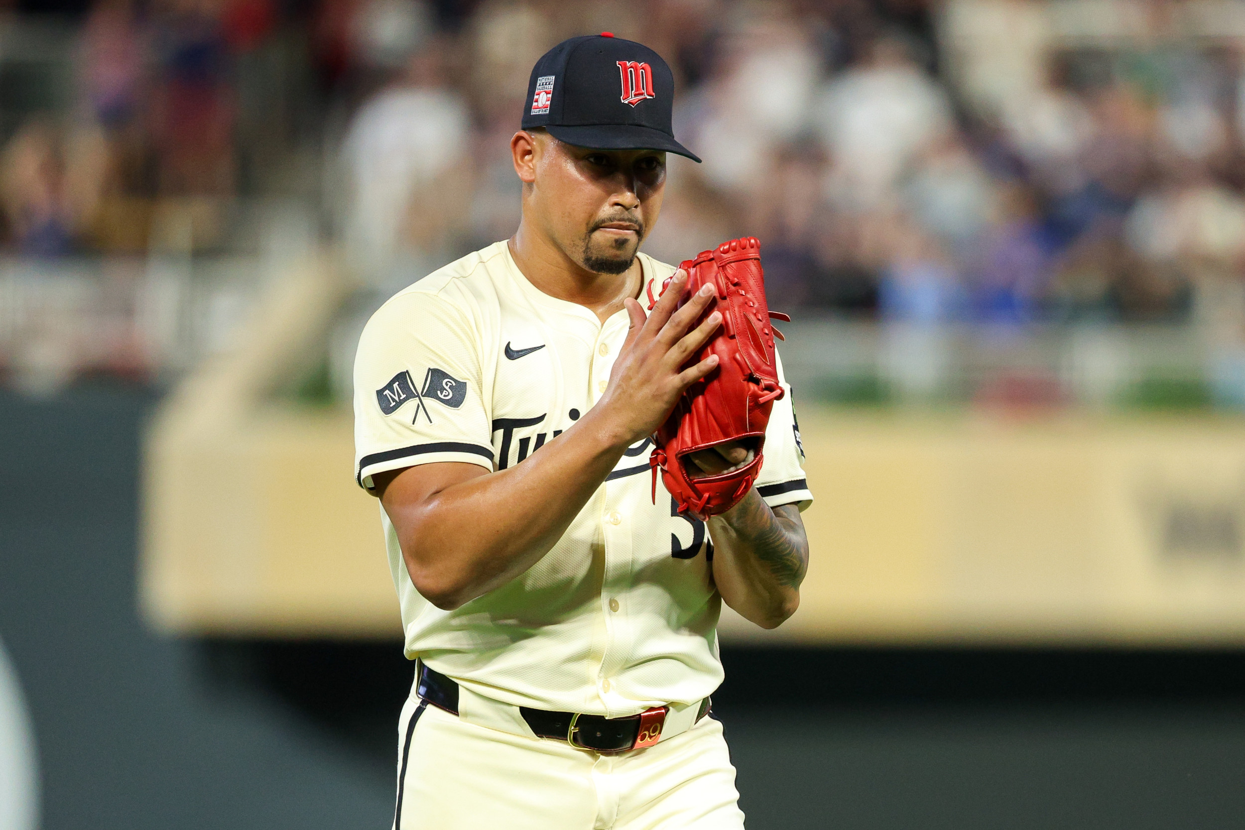 Phillies Reportedly Acquire Major Bullpen Target From Twins Before Deadline