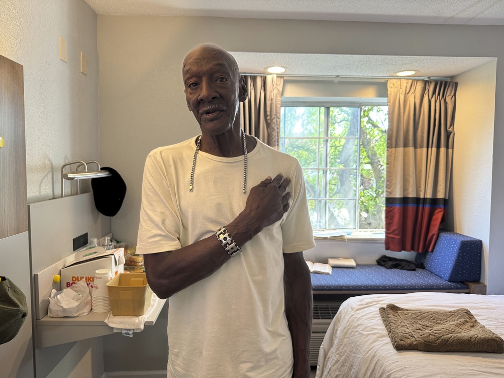 Emotional journey for Atlanta's homeless as city races to house 400 ...