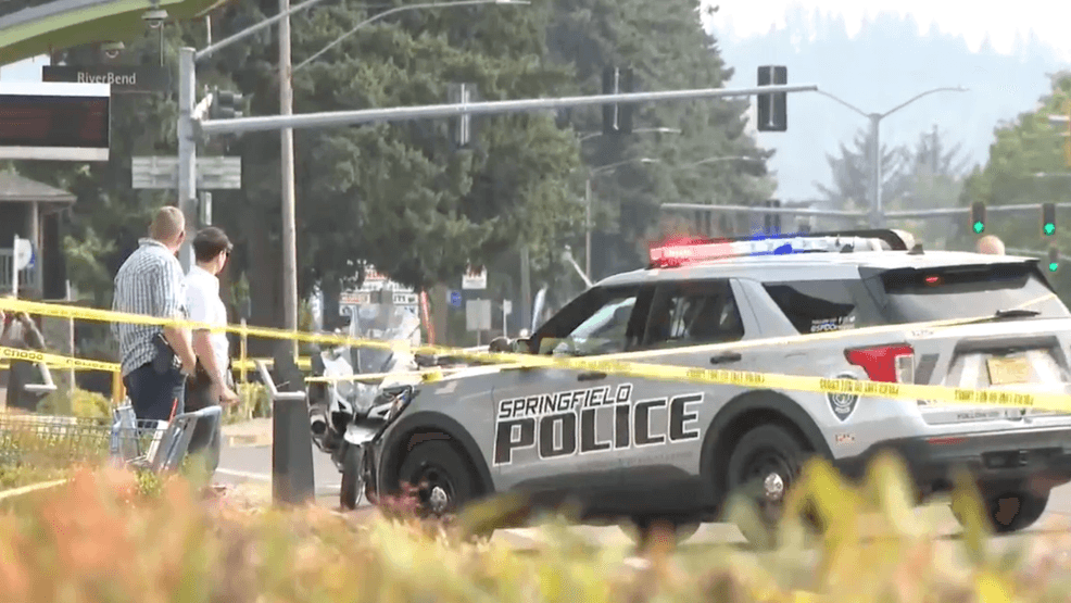 2 officers stabbed, suspect killed in police shooting in Springfield