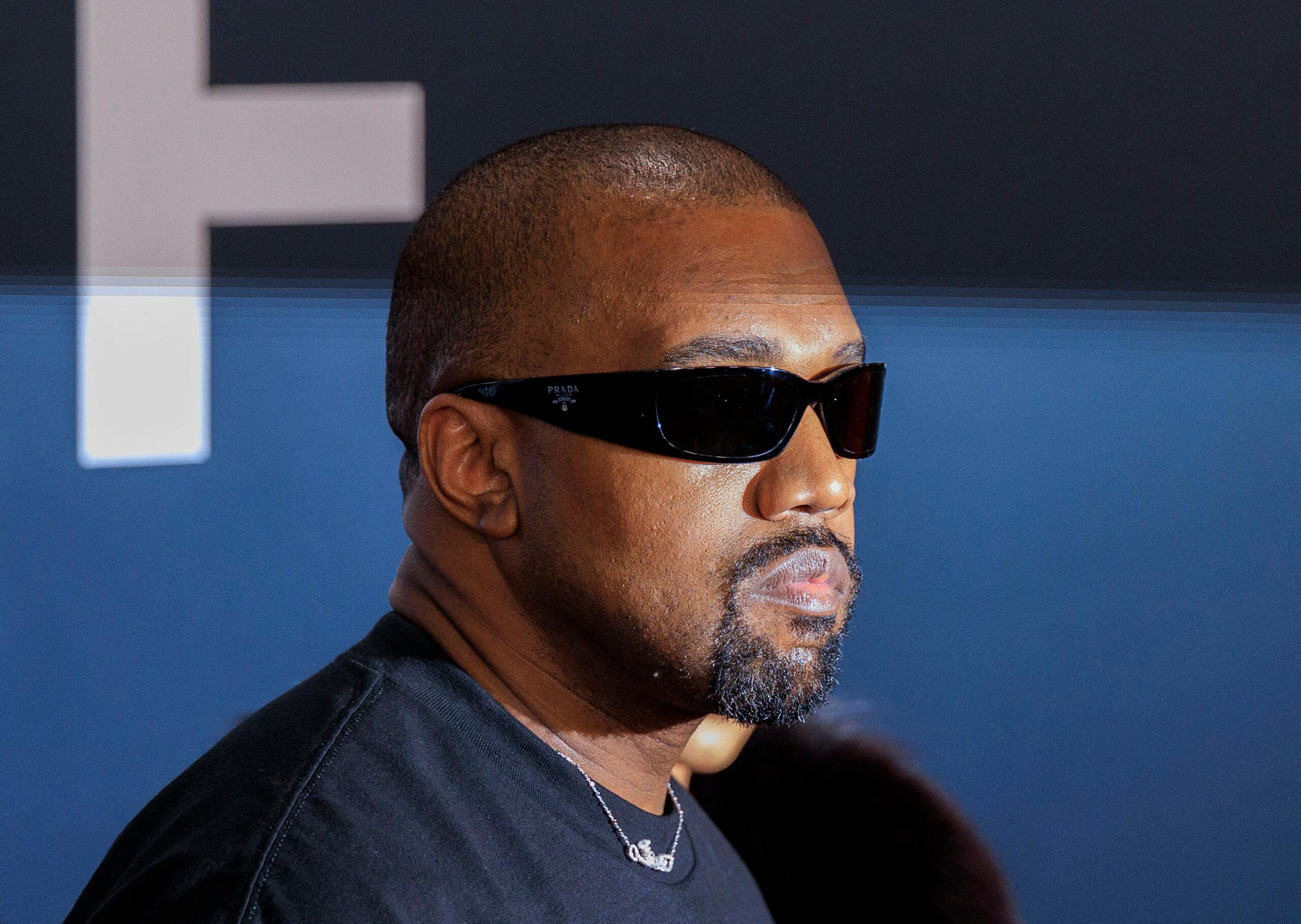 Kanye West says he’s sorry again but history says otherwise
