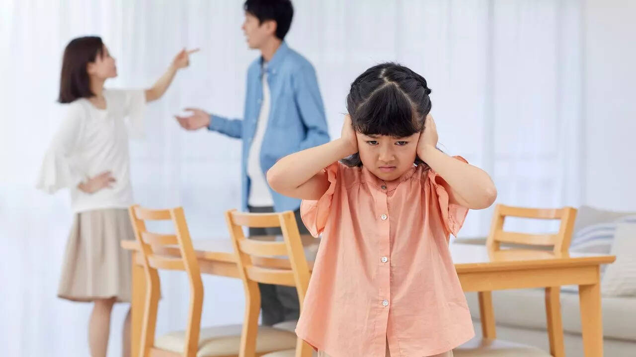 5 things parents should never discuss in front of their kids