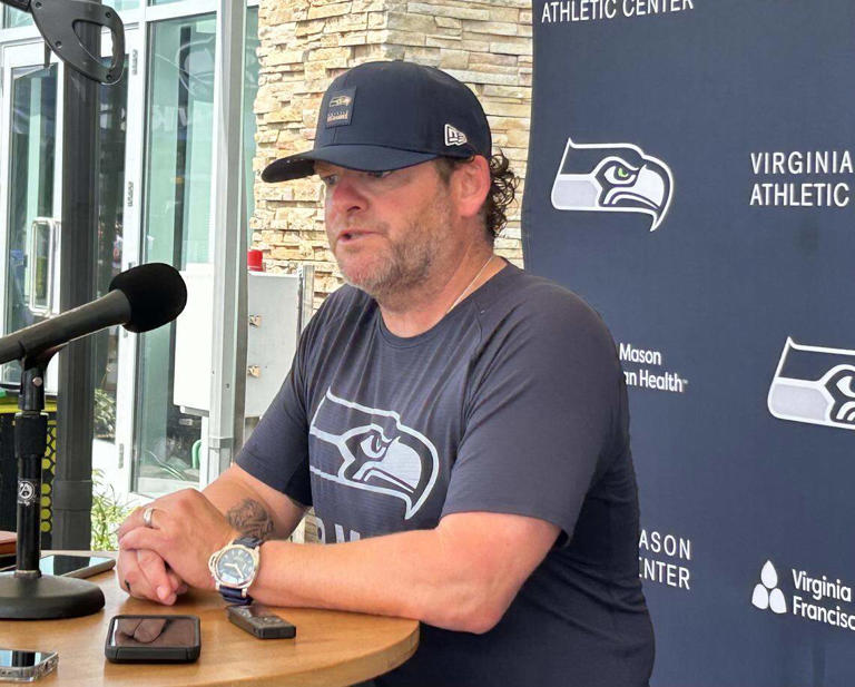 Timing of Jody Allen extending GM Schneider amid Seahawks ownership ...