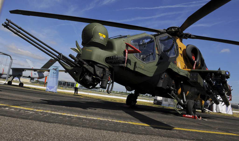 Top 10 countries with the most attack helicopters