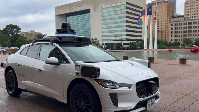 Waymo bringing robotaxis to Dallas, partnering with Avis to improve ...