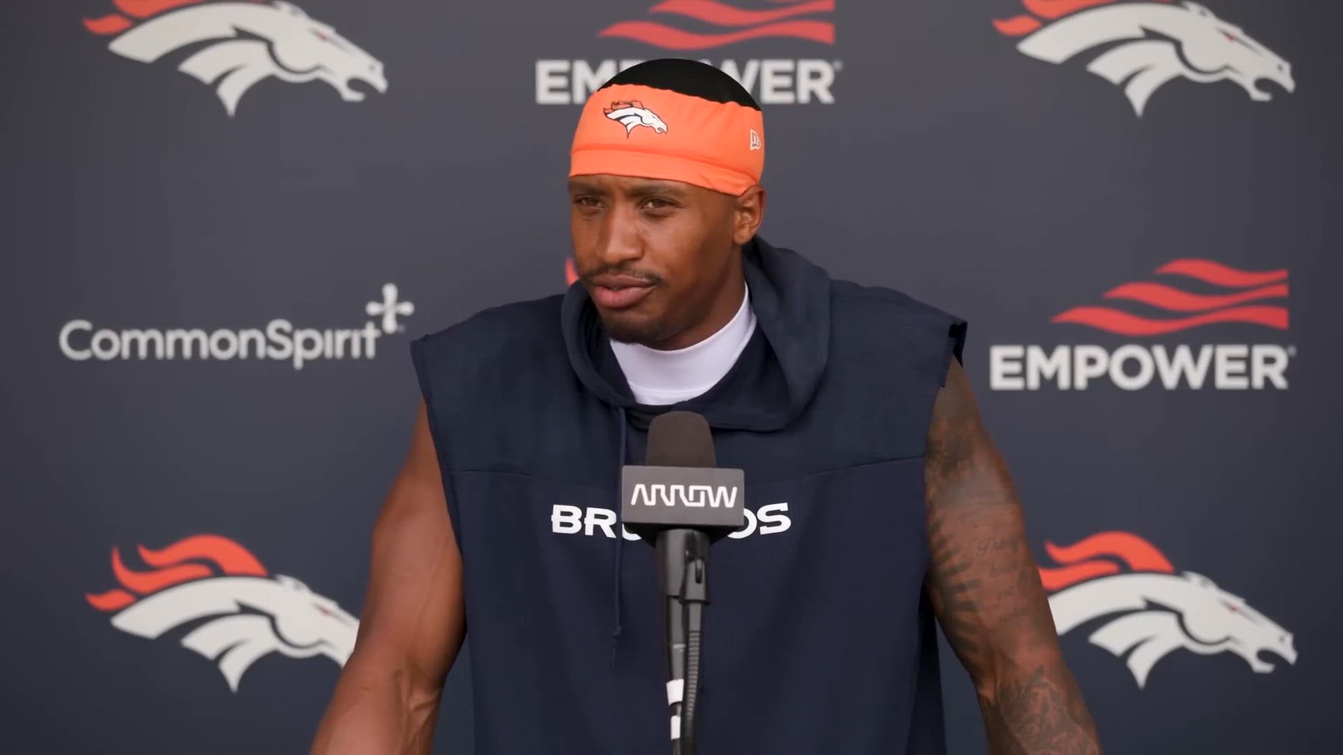 Broncos WR Marvin Mims Jr. Jokes Malcolm Roach 'Doesn't Shut Up'