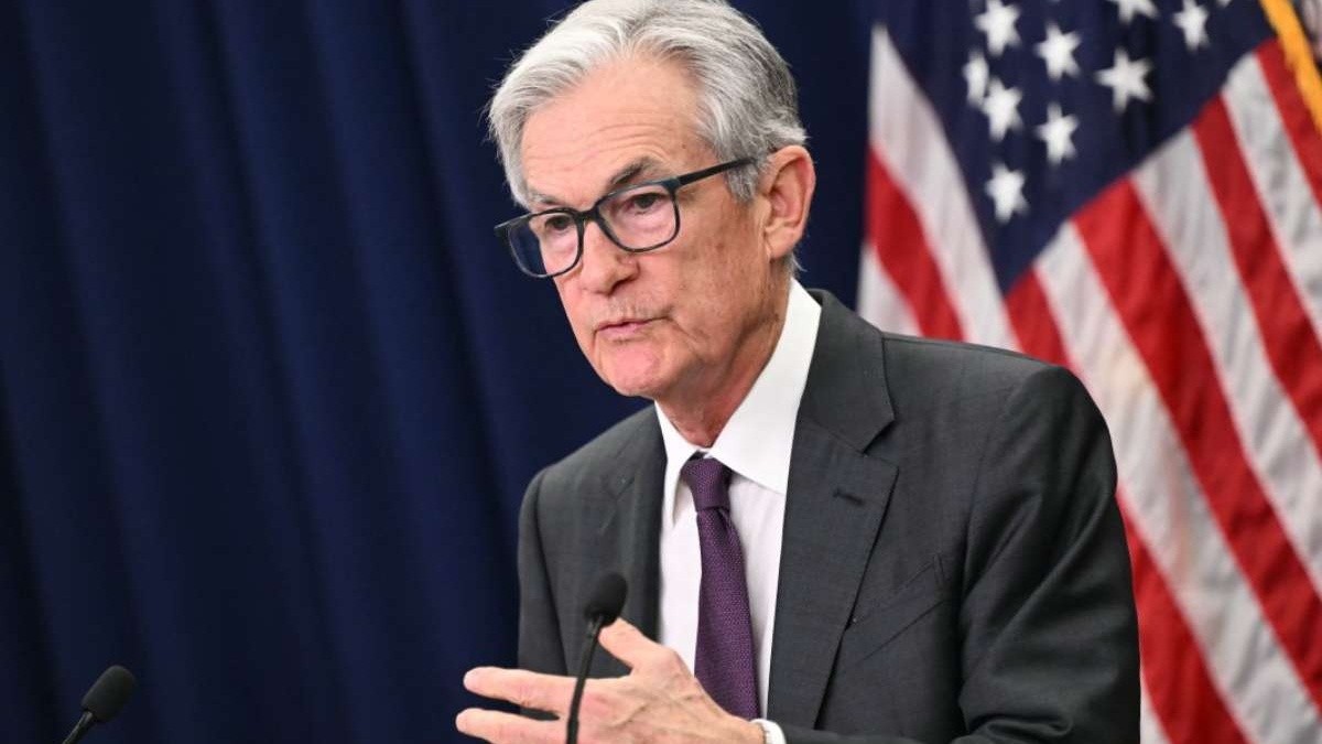 The Fed maintains rates, Powell challenges Trump and continues with its ...