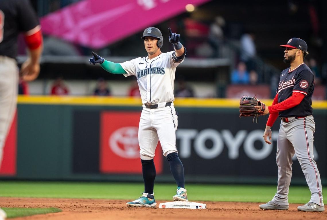 Everyone seems to love Seattle Mariner Dylan Moore, but two hits in two ...