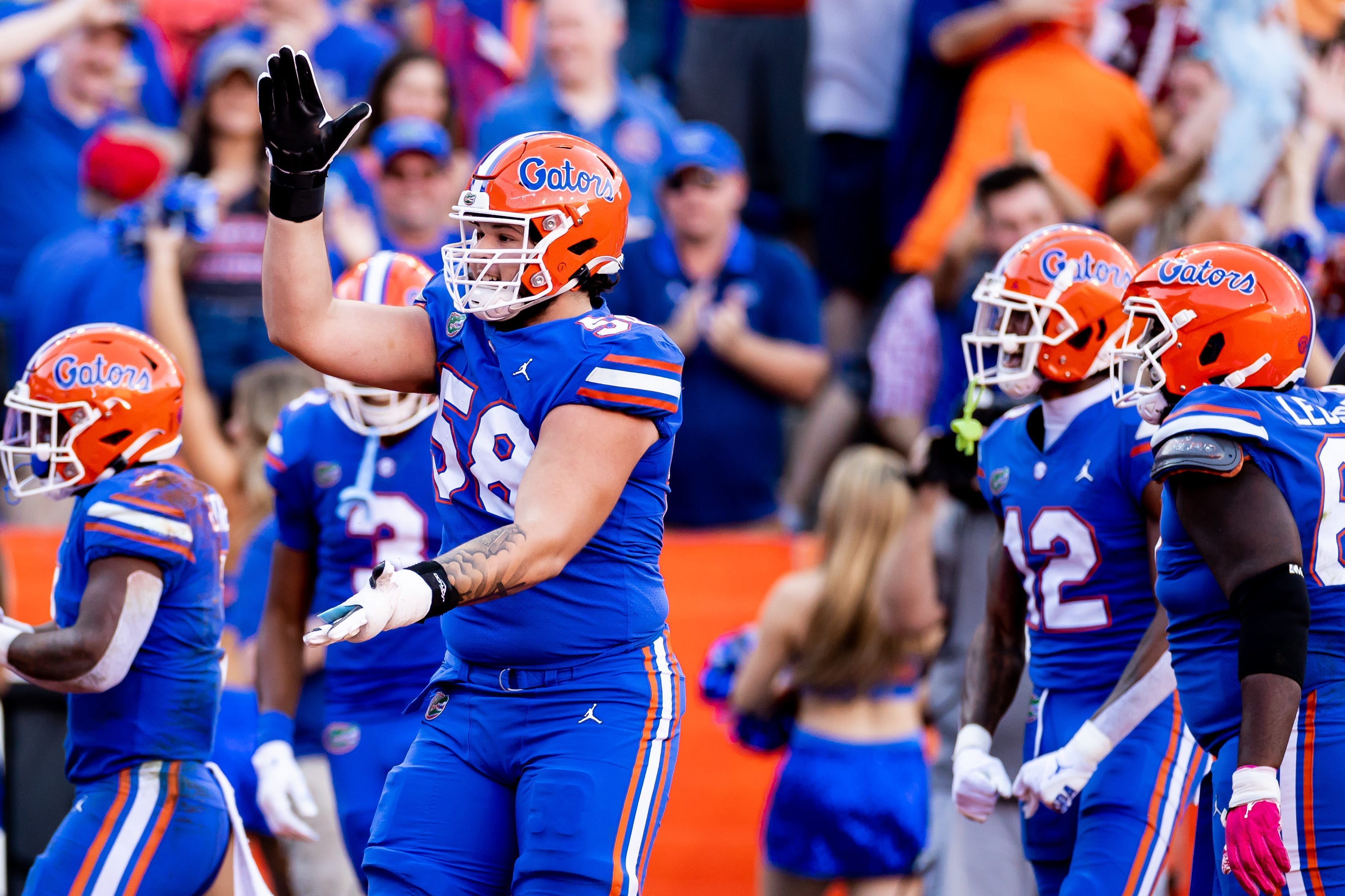 Three Florida football linemen earn spots on prestigious 2025 award ...