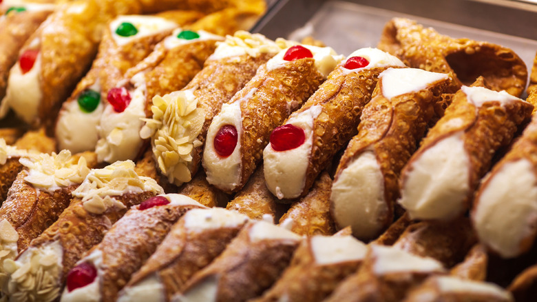The 11 Best Spots To Grab A Cannoli In New Jersey