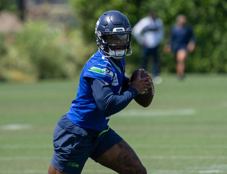 Seahawks players to watch on offense in preseason Week 1 vs. Raiders