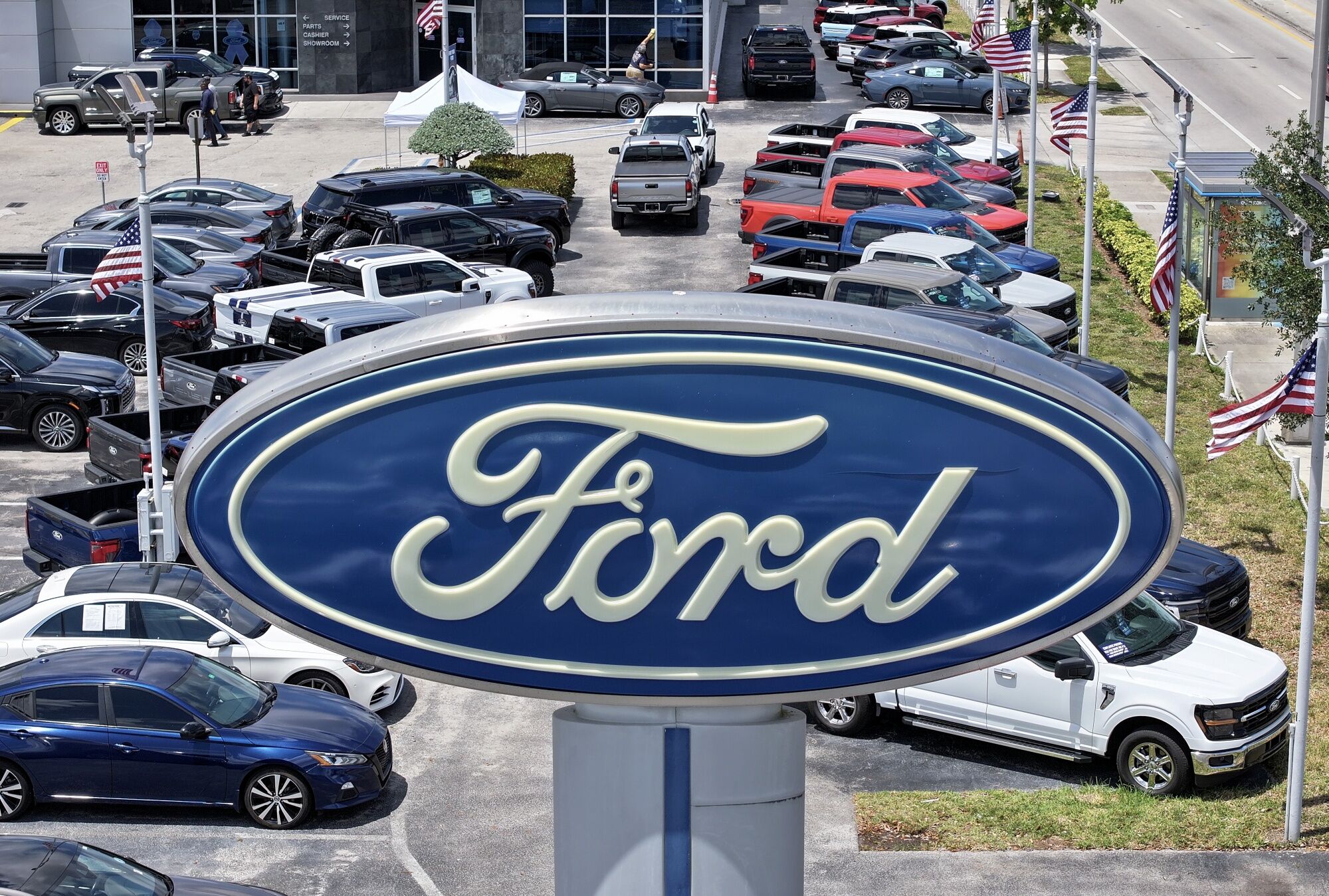 Ford Warns of Falling Profit With $2 Billion Tariff Hit