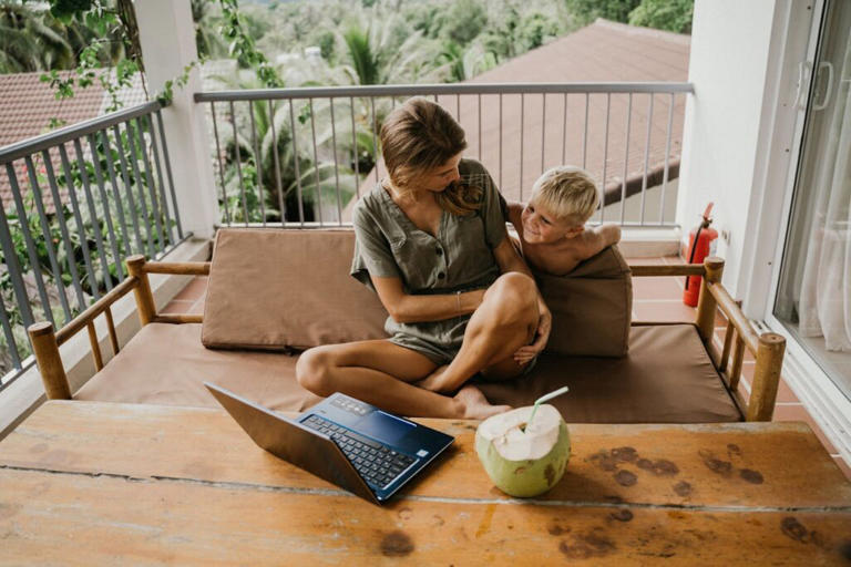 How Modern Work Culture Affects Family Life