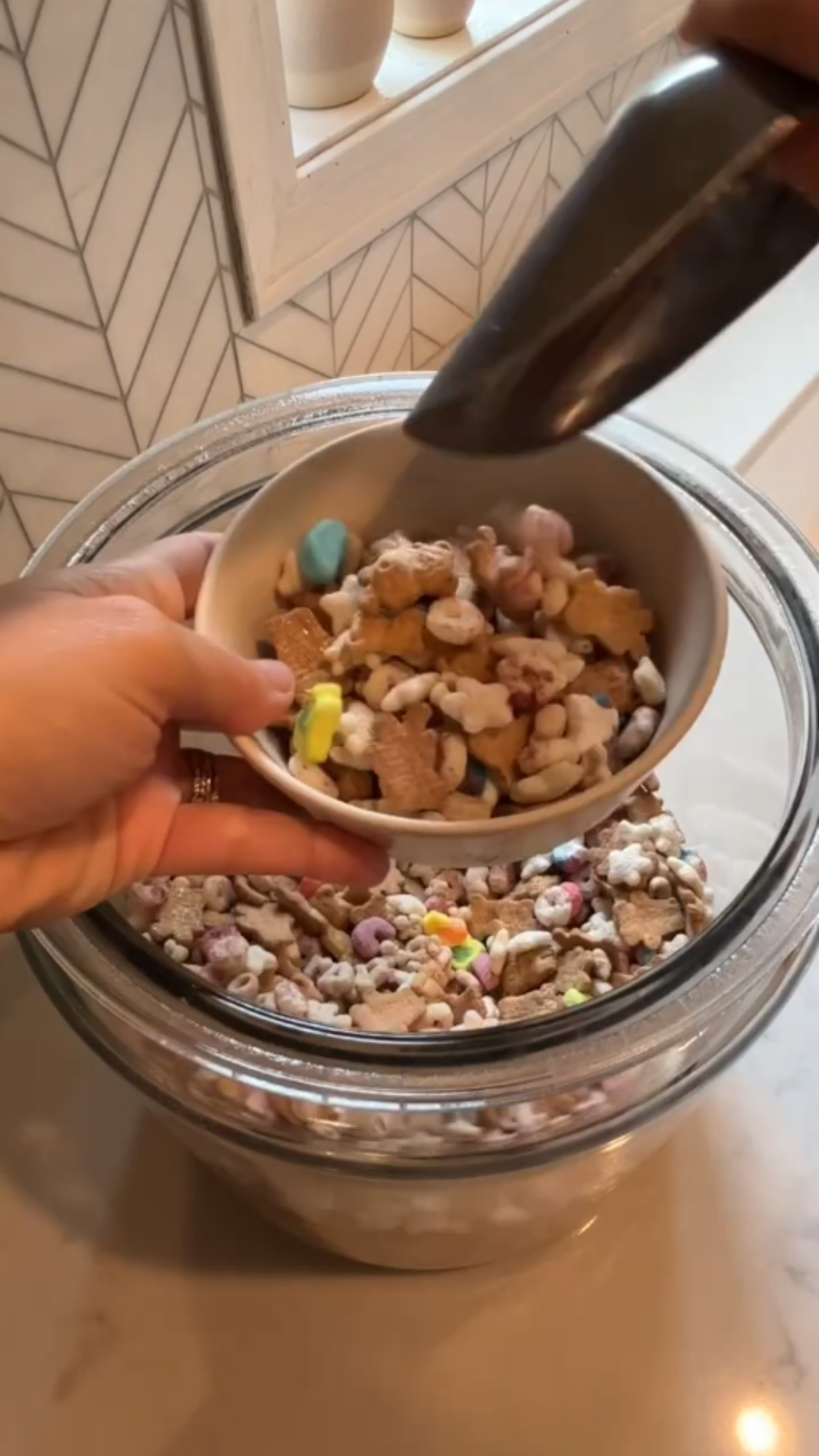 Easy and Healthy Toddler Trail Mix Ideas