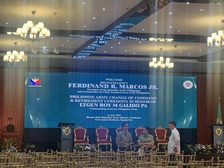 Marcos picks new Army chief