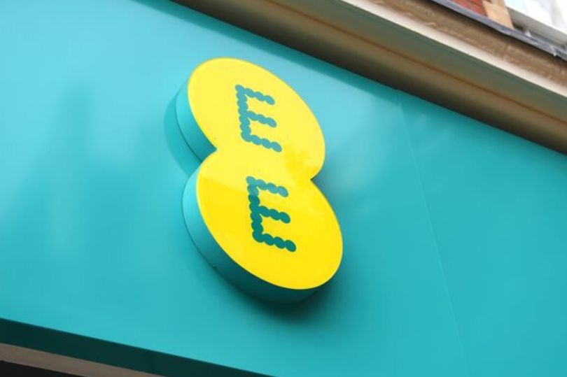 EE customers urged to apply for compensation after network outage