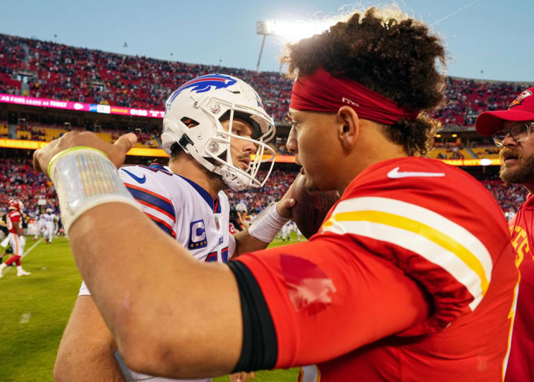 New NFL MVP Favorite Passes Patrick Mahomes, Josh Allen