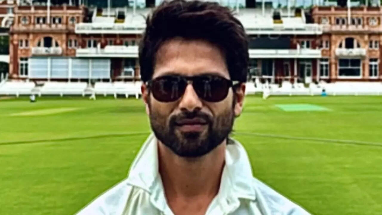 Shahid Kapoor plays ball at Lord’s; Arjun Talwar nostalgia grips fans ...