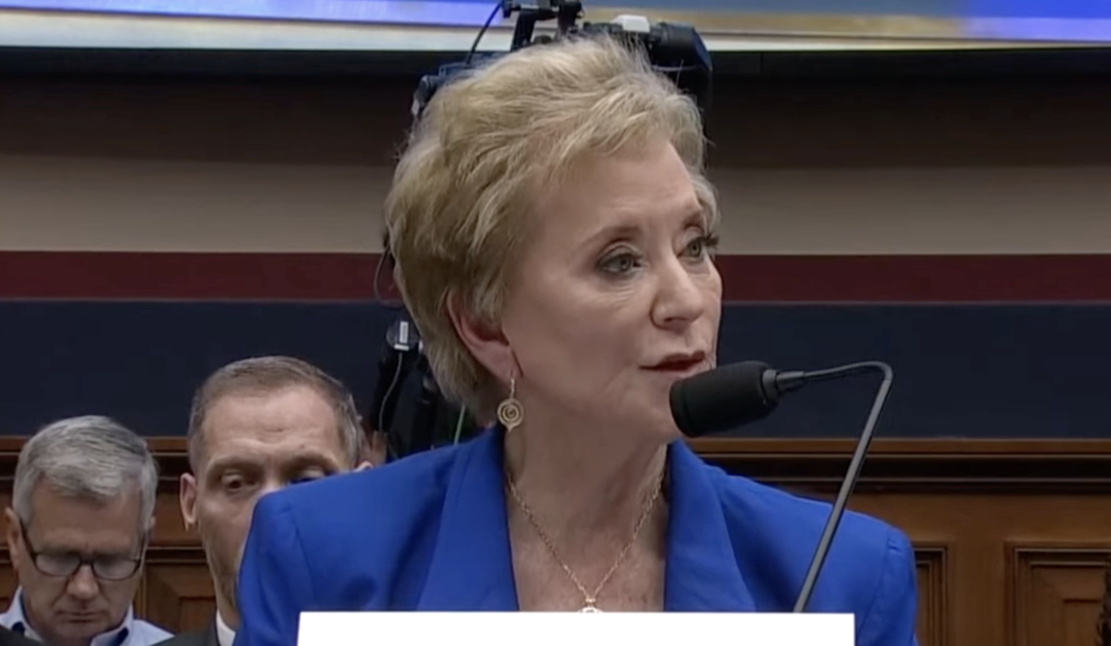 'I Haven't Read That': Linda McMahon Embarrasses Herself, Admits She ...