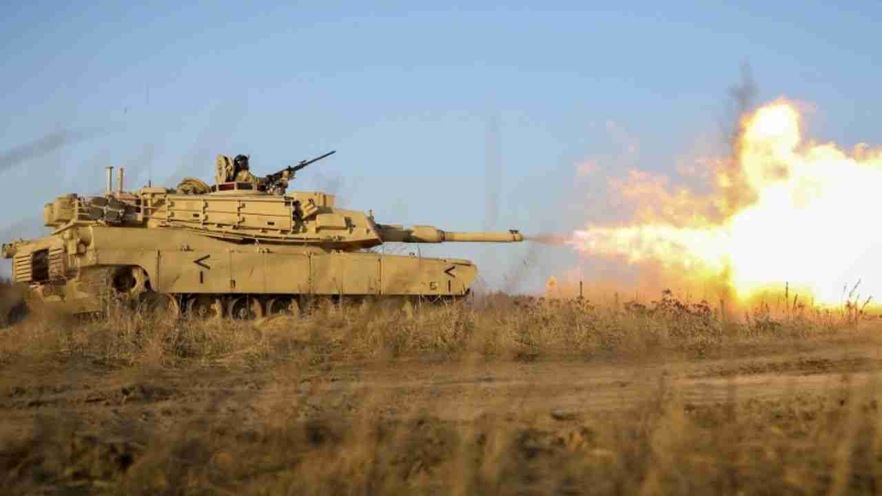 USA tester M1 Abrams tank med Minigun til bykamp og anti-drone operationer