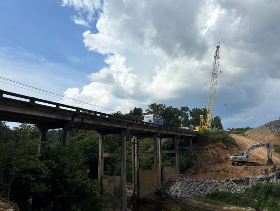 Bridge demolition begins on State Route 75 near Town Creek