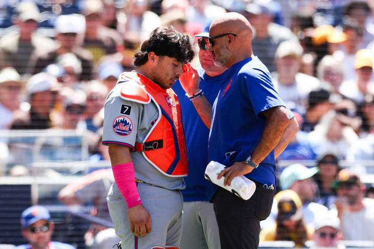 Mets’ Francisco Alvarez avoids worst after being struck in mask by foul tip