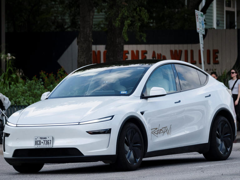 Tesla's 'ride-hailing' service is now live in San Francisco, Elon Musk says