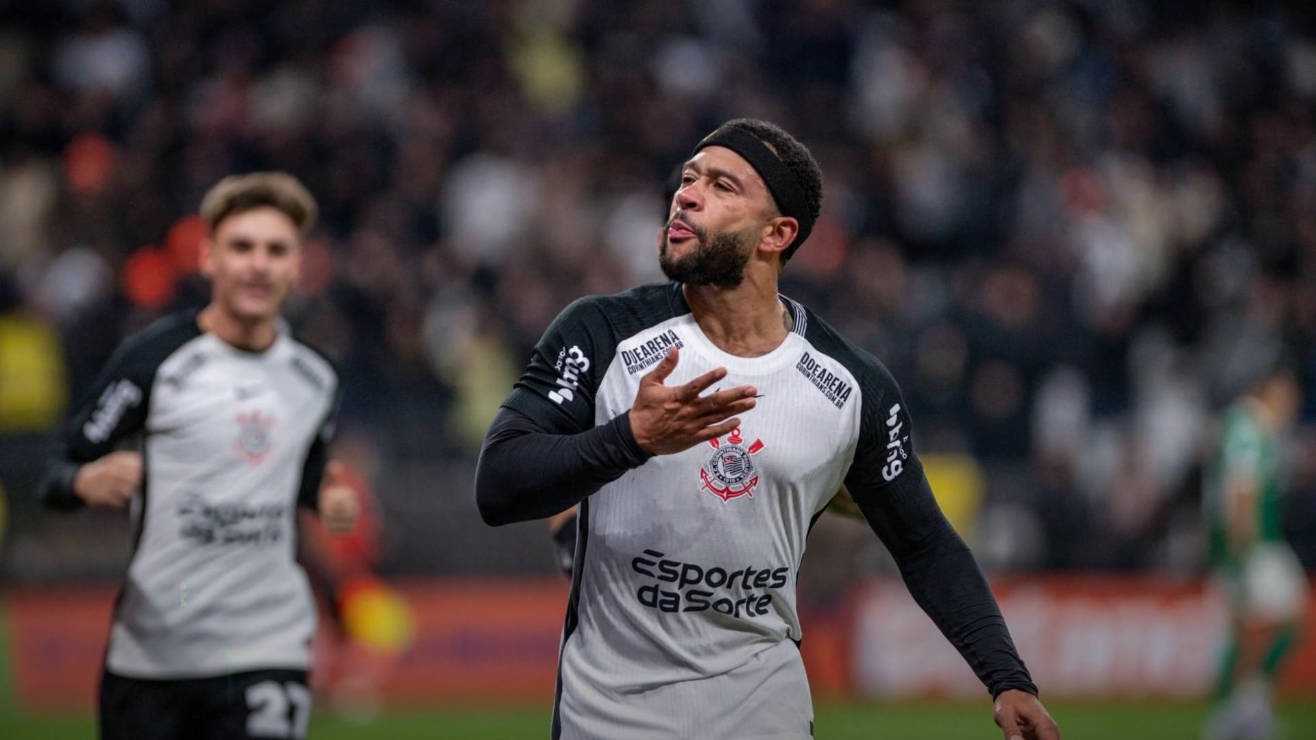 Corinthians Vence Palmeiras Com Gol De Memphis Depay E Larga Na Frente ...