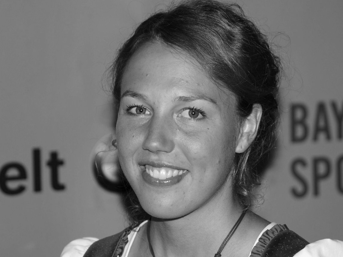 Laura Dahlmeier: Cousin's touching farewell message