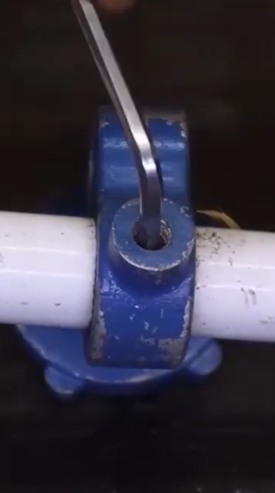 Restoring the Trim Edger Body Alongside the Engine