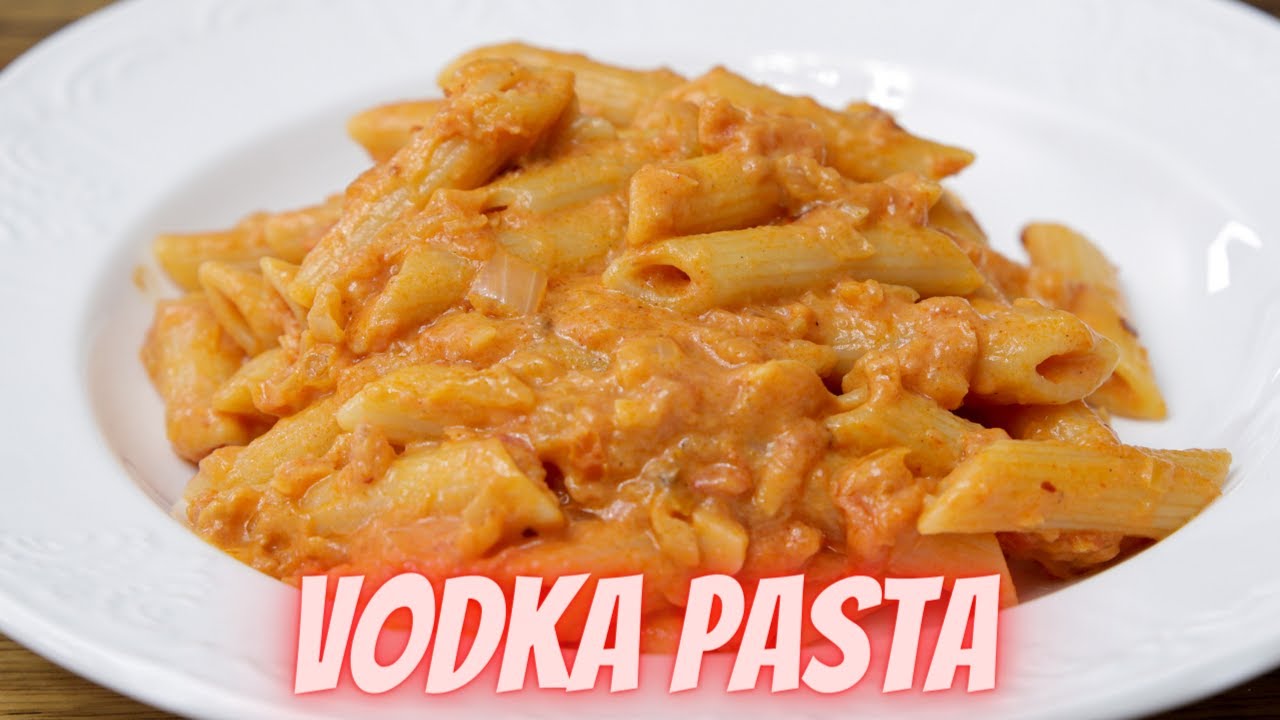 How to Make Penne alla Vodka (Creamy Vodka Pasta Recipe!)