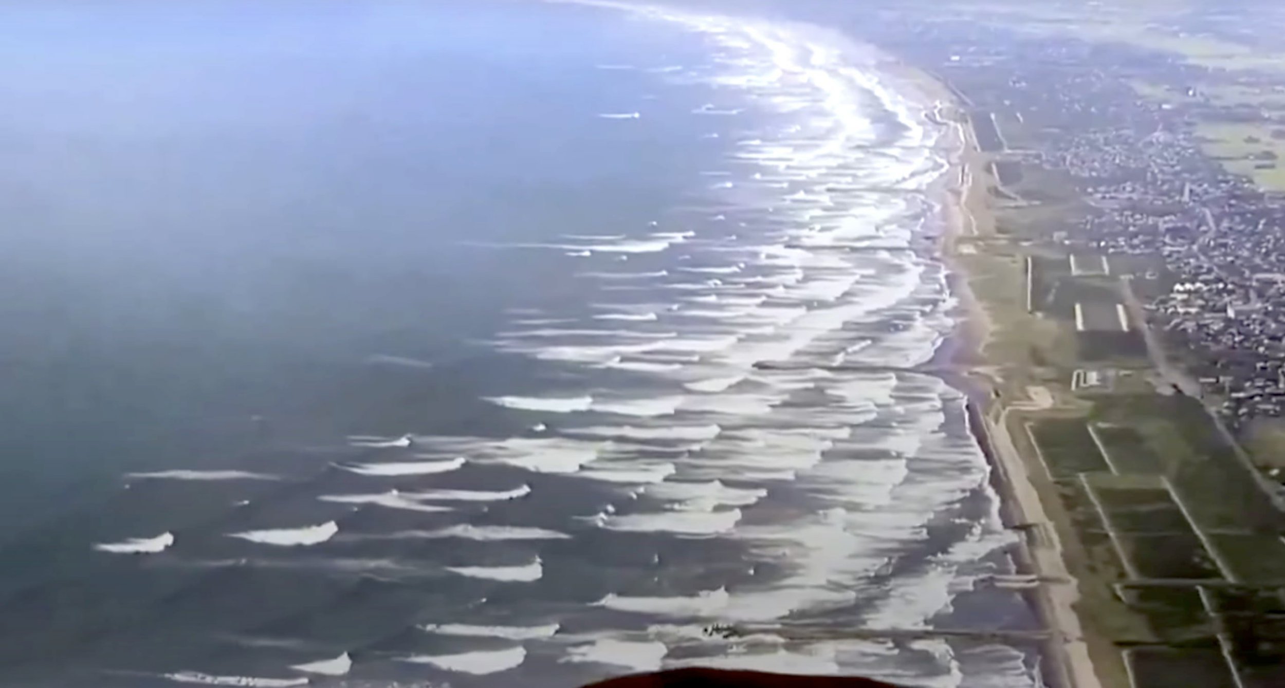 Tsunami fears linger after massive Russian earthquake