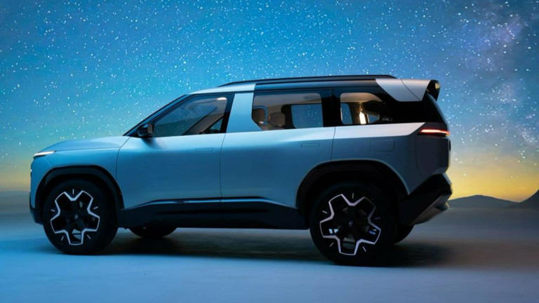 Tata Sierra Reimagined: Electric & Petrol Versions Leaked in Spy Shots