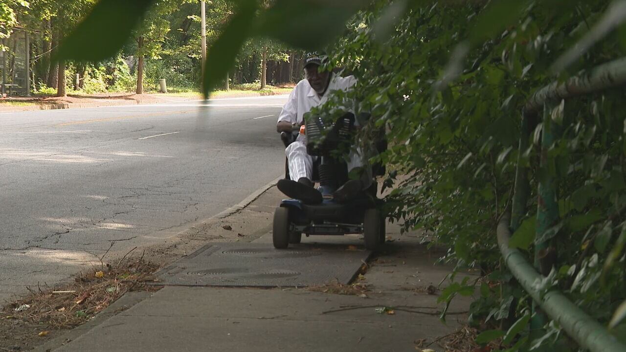 Southwest Atlanta residents frustrated by overgrown trees and unsafe ...