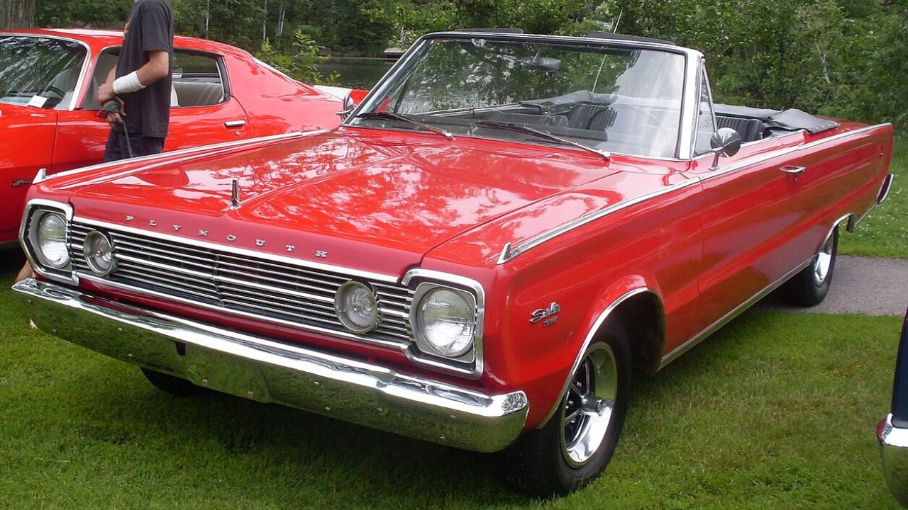 Muscle Cars with sleeper looks but V8 roar