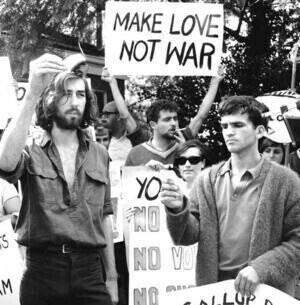 20 1960s Photos of What Freedom Used to Look Like