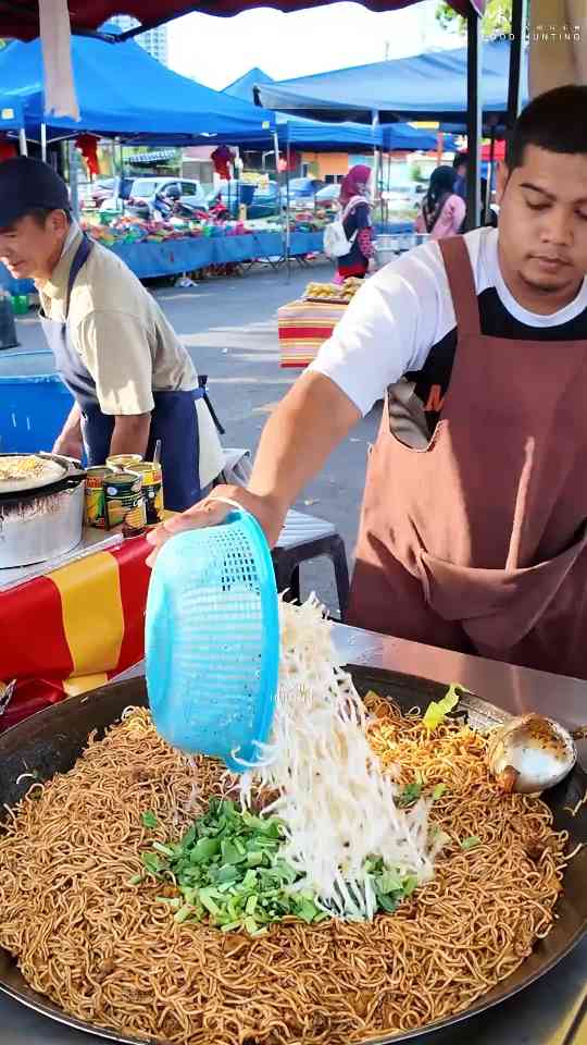 Balakong Fried Mee – So Good You’ll Crave More!
