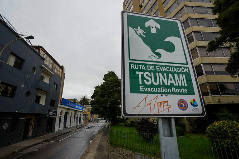 Chile and New Zealand maintain tsunami warnings as threat subsides in ...