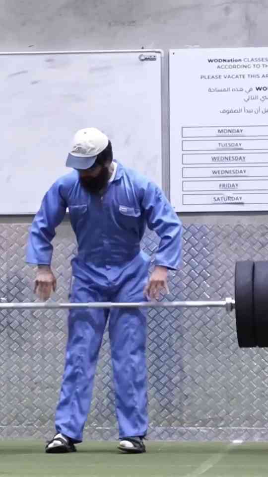 Powerlifter Anatoly Pretends To Be Cleaner At Gym As Prank