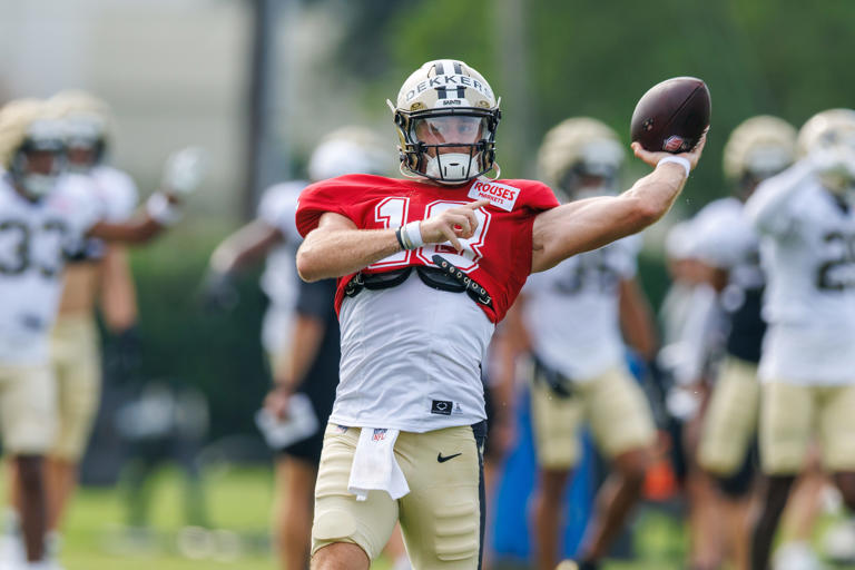 New Orleans Saints cut rookie quarterback just one day after re-signing him