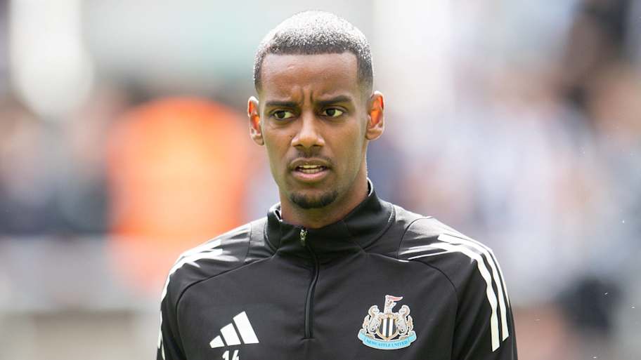 Newcastle Plot ‘Angry’ Response to Alexander Isak Transfer Demand