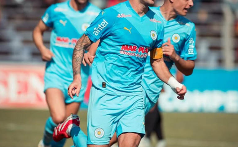 Sebastián Rodríguez se despide antes de ser oficializado en la U de ...