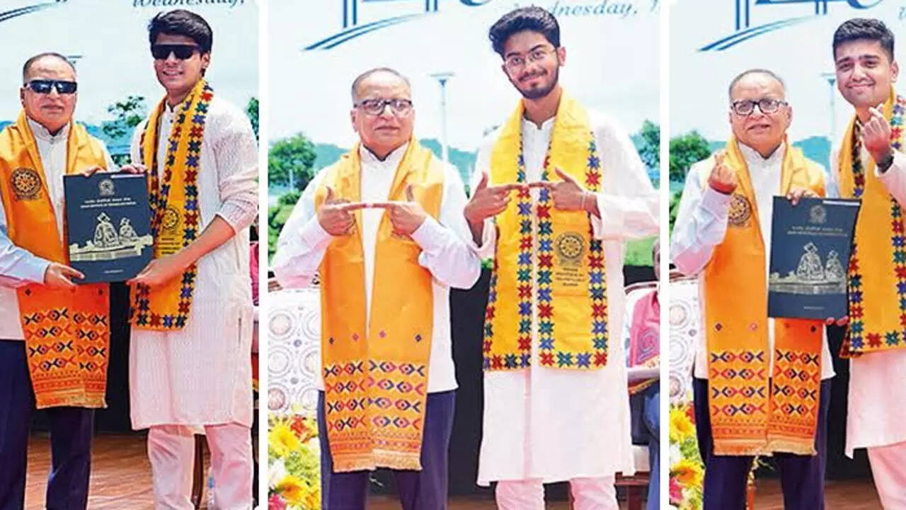 IIT Ropar's 'Pookie professor' celebrates graduates with Gen Z vibes on ...