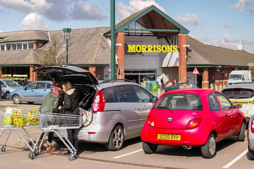 Morrisons to make changes to its shopping baskets and trolleys