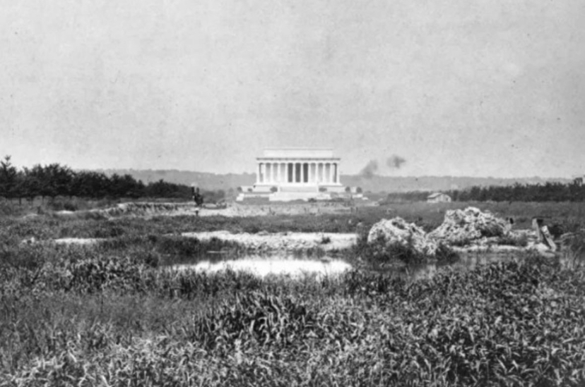 30 Iconic Photos That Made History On The Spot